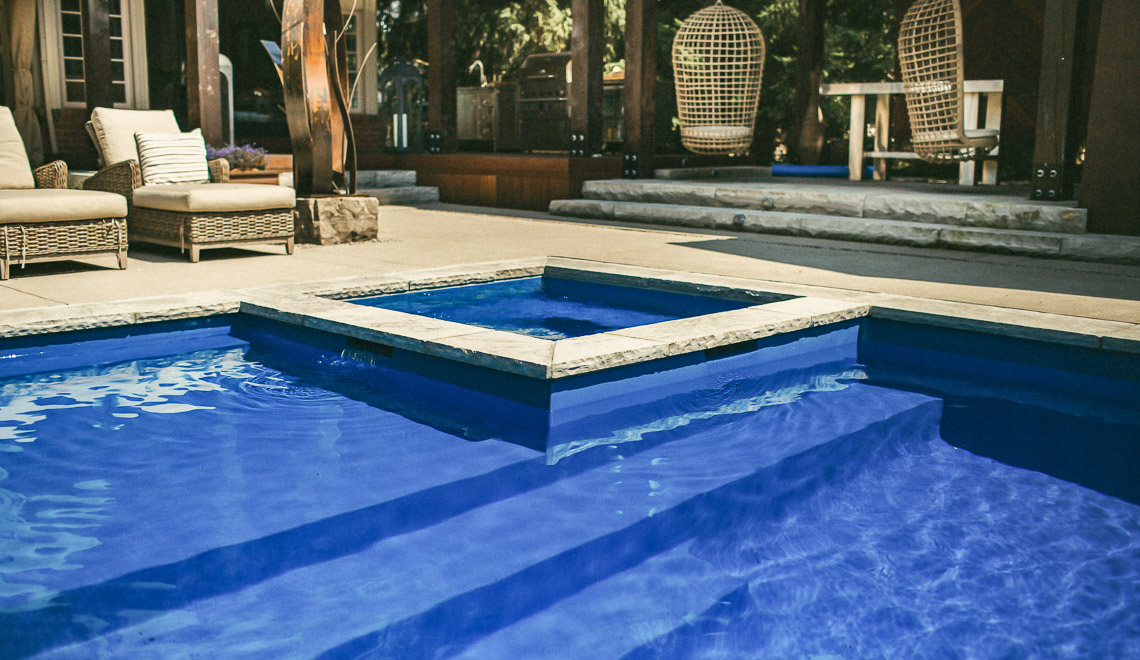 The Icon™ fiberglass pool design - Leisure Pools Houston